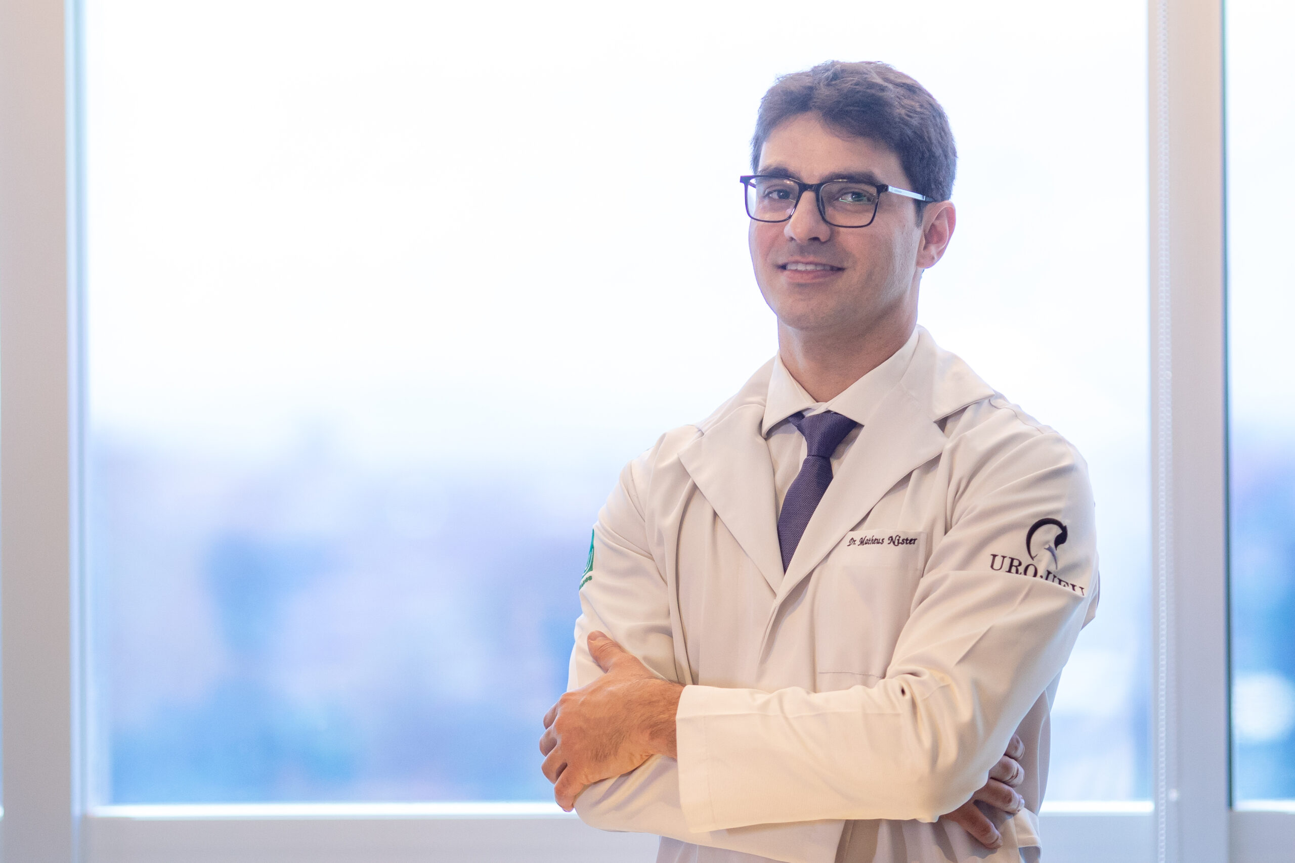 Dr Matheus Nister: referência em cirurgia robótica urológica em Minas ...